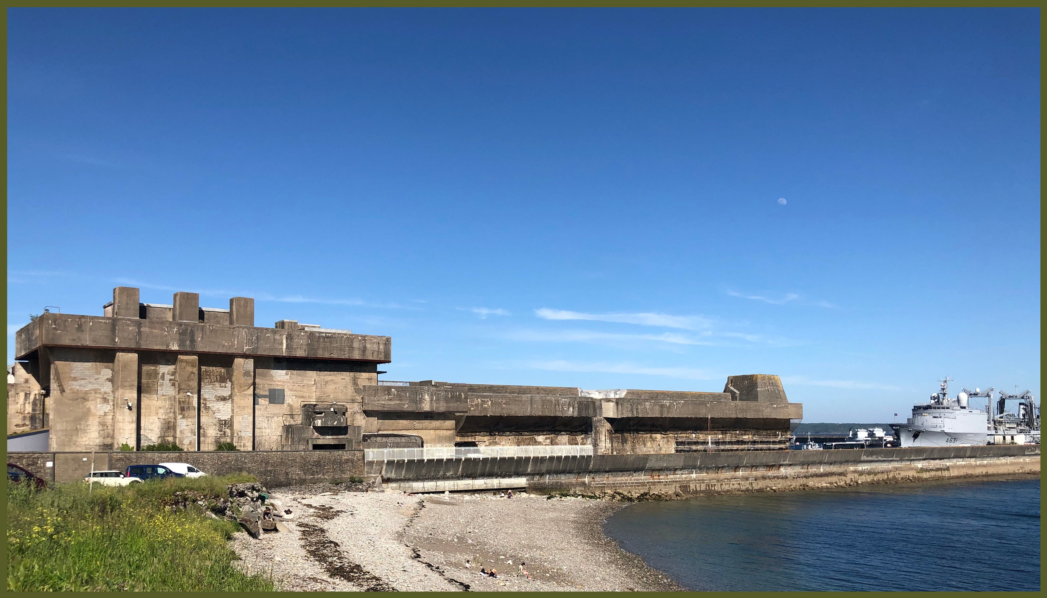 The fall of Montbarey & Keranroux Forts, VIII Corps battle of Brittany