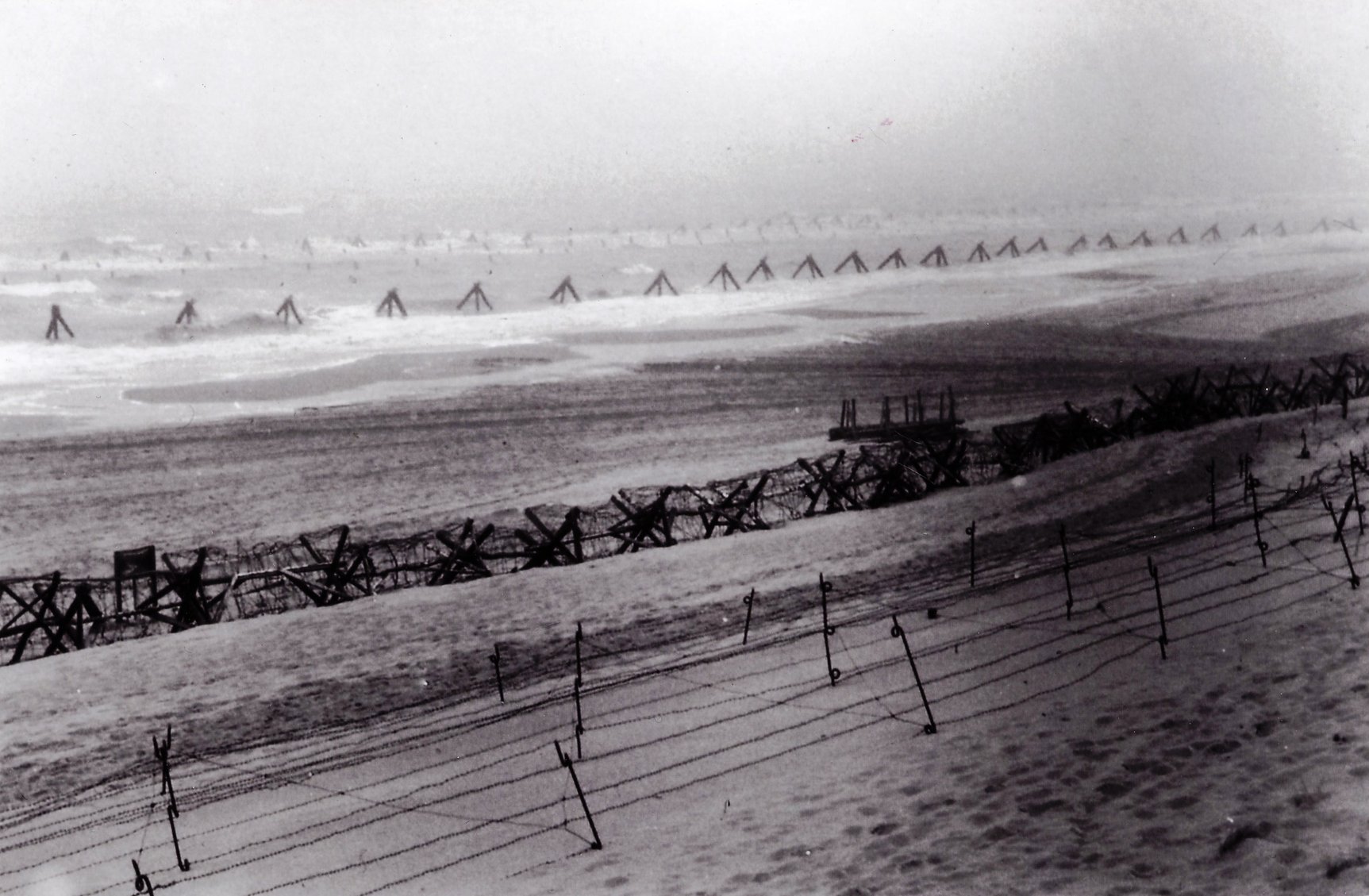 1944: German Soldiers in Normandy Struggle