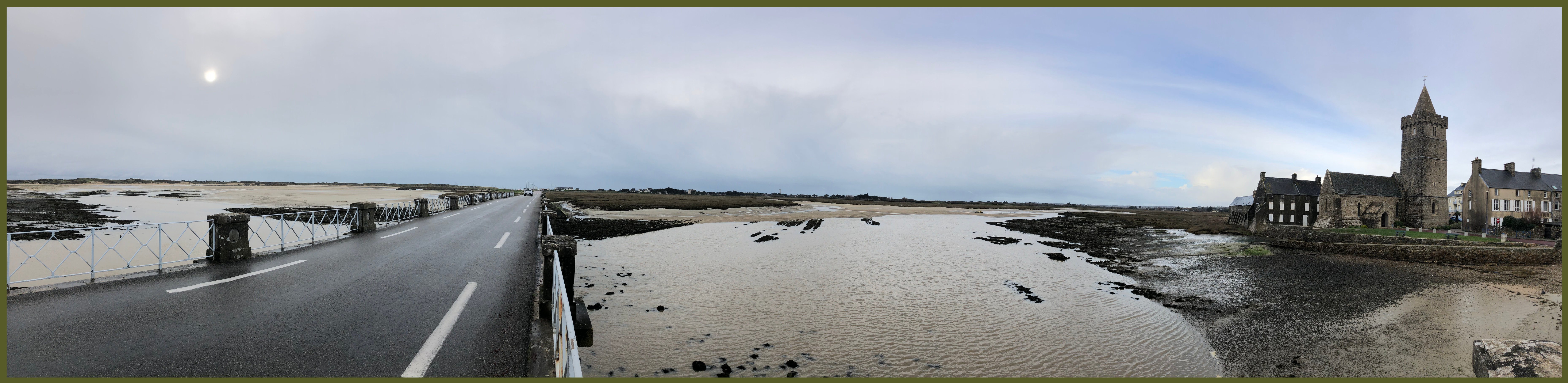 79th Calvary Reconnaissance troop along the Portbail - Granville coast